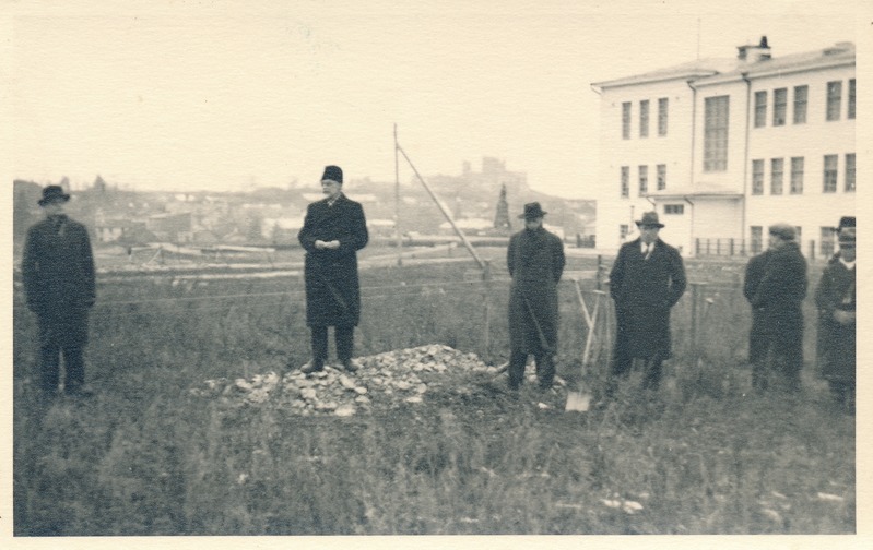 Rakvere I Keskkooli hoone ehitamine – J. Triefeldt - Ajapaik