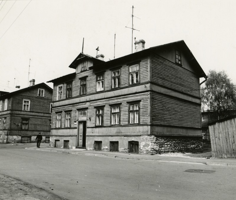 Pelgulinn: Lenderi tüüpi elamu Õle - Ajapaik