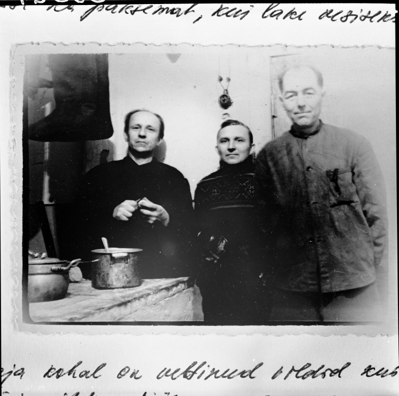 Inta II laager - grupipilt - Ajapaik