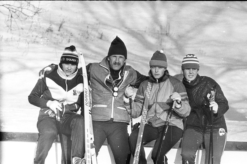 Suusatreener Mati Alaver oma hoolealustega – Jüri Jõepera - Ajapaik
