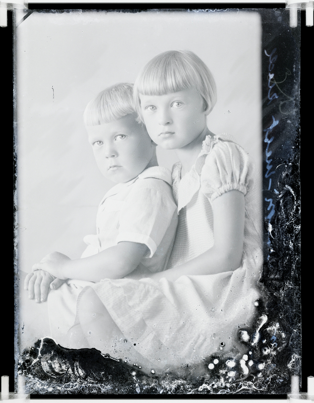 Klaasnegatiiv. Kaks last. - Ajapaik