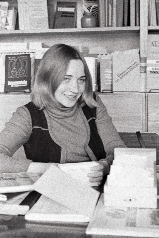 Spordipidu'82. Eva ja Ruth raamatukogus. – Raivo Rikk - Ajapaik