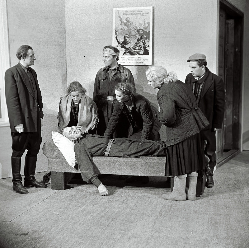 Stseen A. Arbuzovi näidendist Majake – Oras, K. - Ajapaik