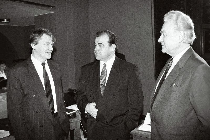 Riigikogus, Eino Tamm, Jaan Talts, – Peeter Langovits - Ajapaik