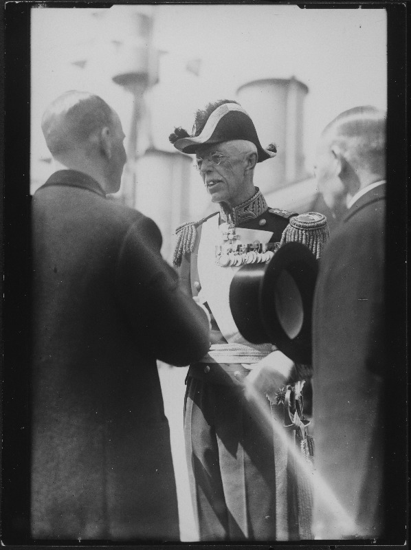 Rootsi kuningas Gustav V, Eesti – Karl Akel - Ajapaik