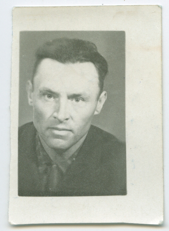 Dokumendifoto [August Märtin] - Ajapaik