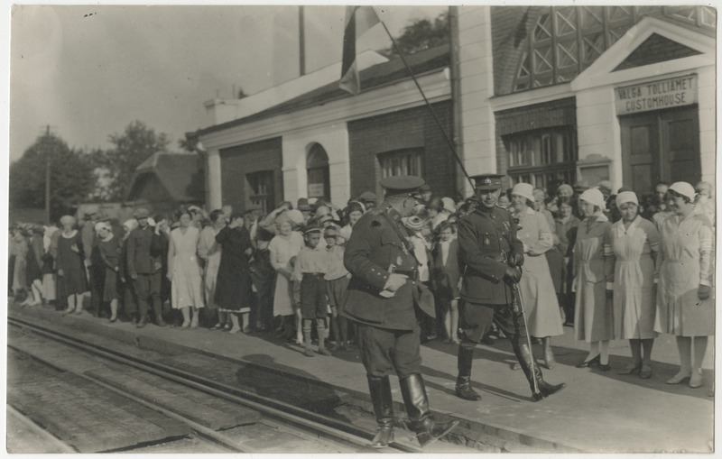 Valga jaamaesine pool tundi enne - Ajapaik