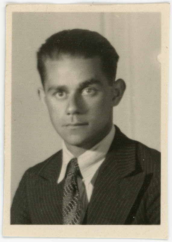 Voldemar-Herman-Otto Kaarmann. Passitaotluse foto - Ajapaik