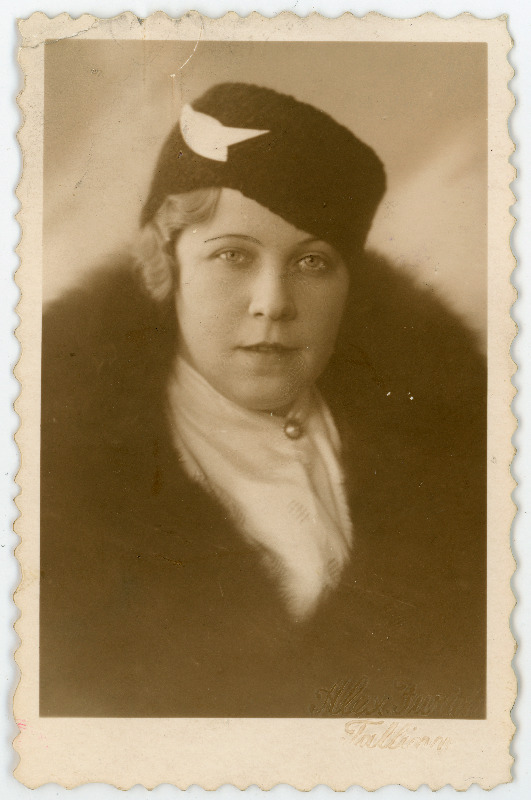 Liis Kadajas. Passitaotluse foto - Ajapaik