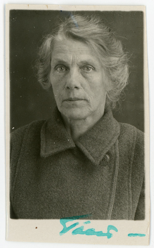 Anna-Helene Kuhlmann. Passitaotluse foto - Ajapaik