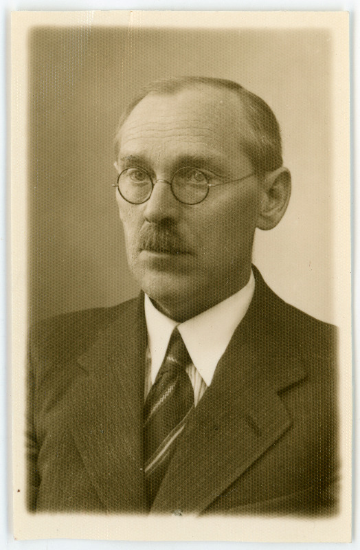 Karl Loik. Passitaotluse foto - Ajapaik