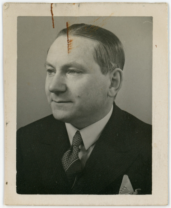 Roman Loorents. Passitaotluse foto - Ajapaik