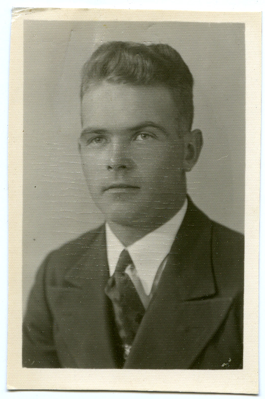 Adolf Remmel. Passitaotluse foto - Ajapaik