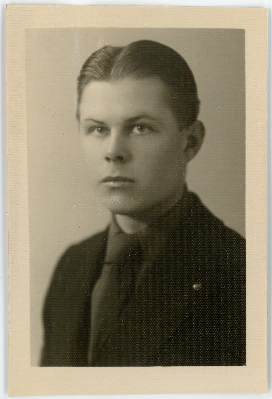 Erich Tullus. Passitaotluse foto - Ajapaik