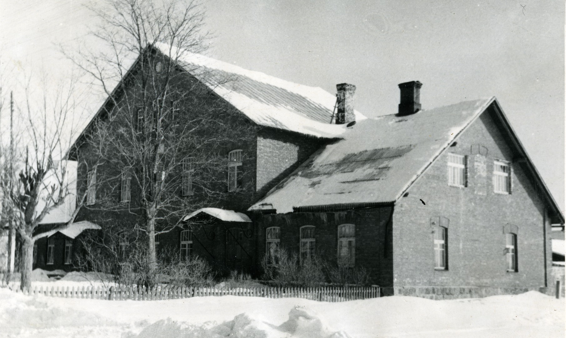 Avinurme High School building - Ajapaik