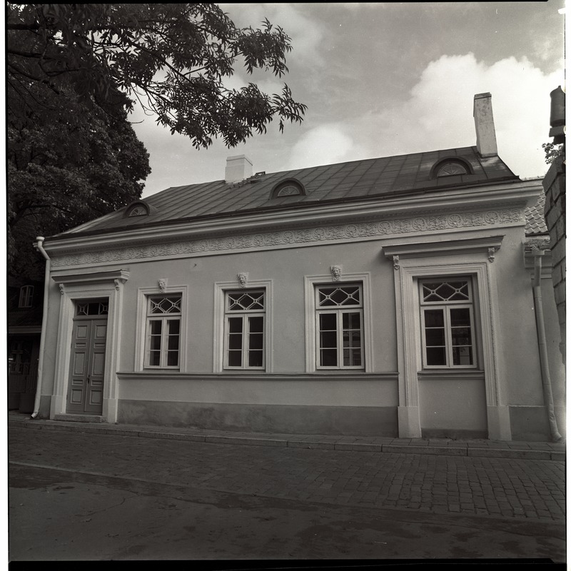 Tallinn, Uus tänav 16 hoone. - Ajapaik