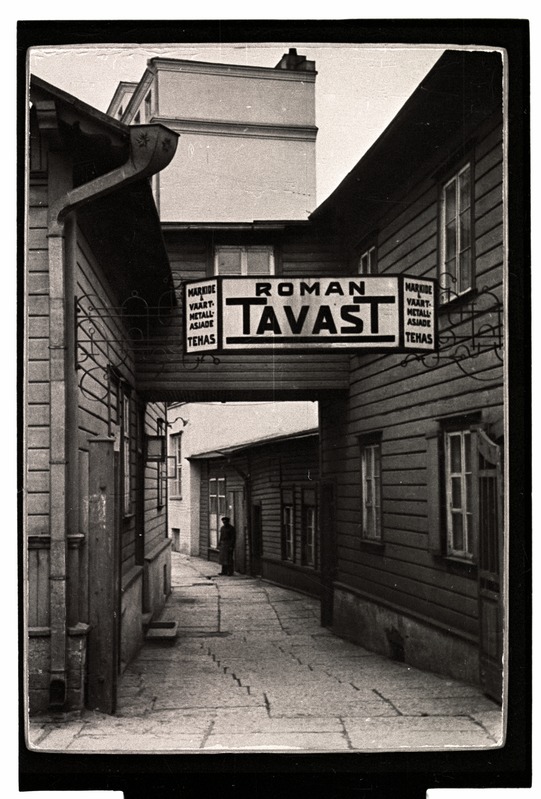 R. Tavasti tehase reklaamsilt - Ajapaik