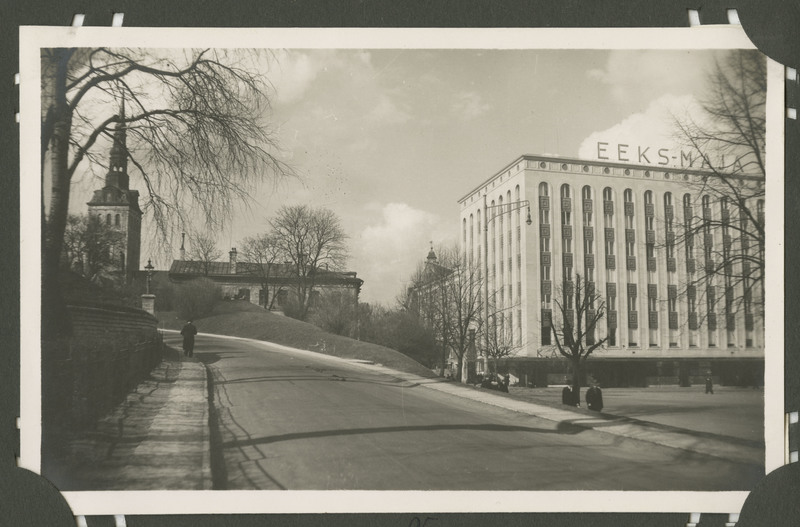 Vaade, Tallinn. Vabaduse Väljak Harjumäe – Hans Voolmaa (Voolman) - Ajapaik Vaade, Tallinn. Vabaduse Väljak Harjumäe – Hans Voolmaa (Voolman) - Ajapaik