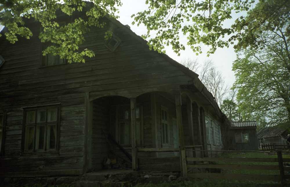 Reinu talu elumaja nurgaveranda Reinu – Hanno Talving - Ajapaik