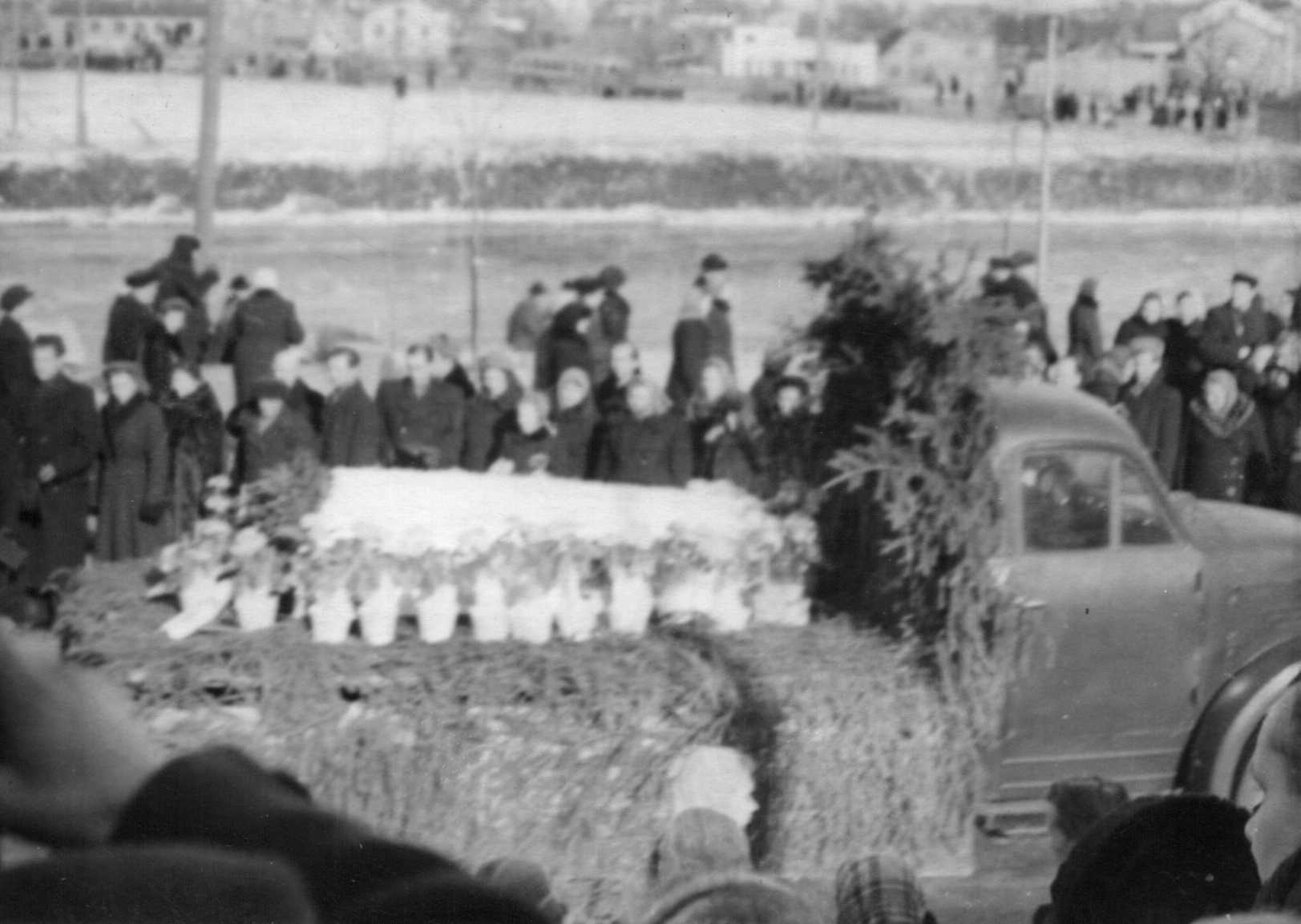 Anna Haava matus. Tartu, 5.03.1957. - Ajapaik