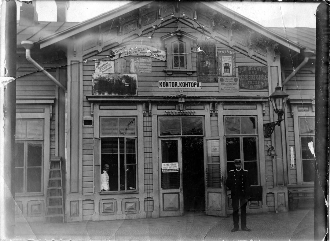 Keravan rautatieasema vuonna 1906. Kuvassa – Keravan museopalvelut ...
