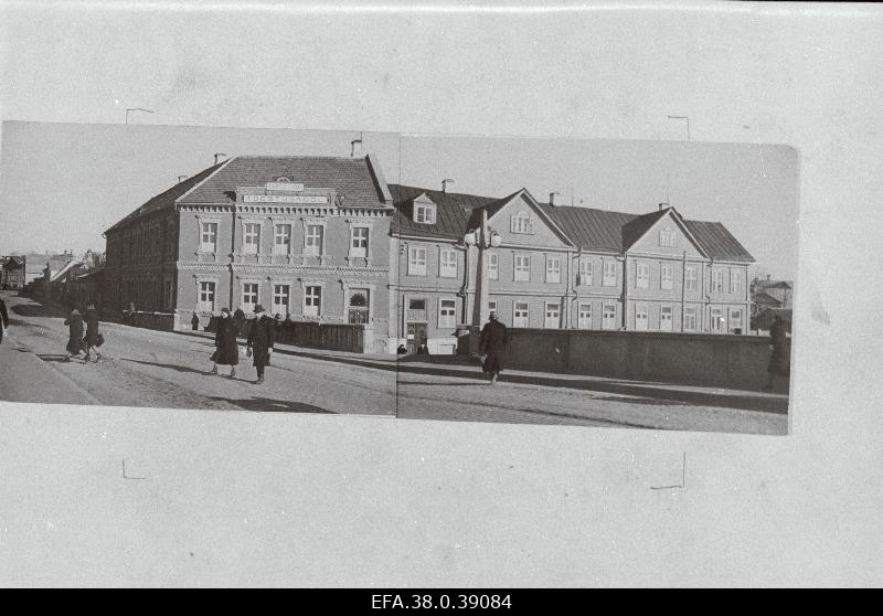 Tartu Linna Tööstuskooli hoone. - Ajapaik