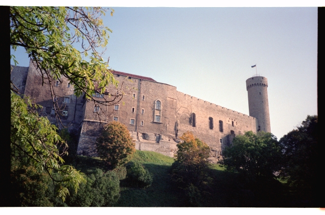 Long Hermann and Toompea Castle – Teetlaus, Hans - Ajapaik