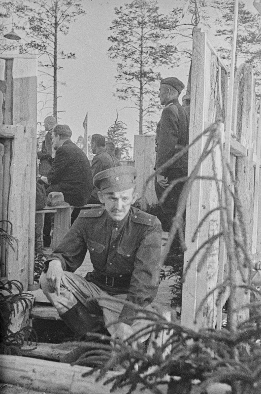 7. Eesti Laskurdiviis. Esiplaanil H. – Aleksander Mildeberg - Ajapaik