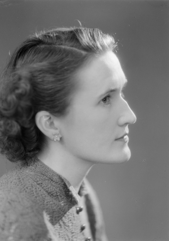 portree: Vaike Vahi, – Leemet Nurmik - Ajapaik