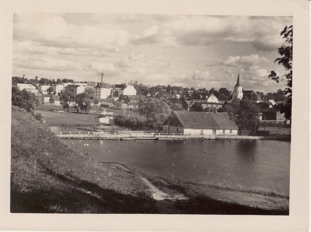 Vaade linnale Pudrumäelt - Ajapaik