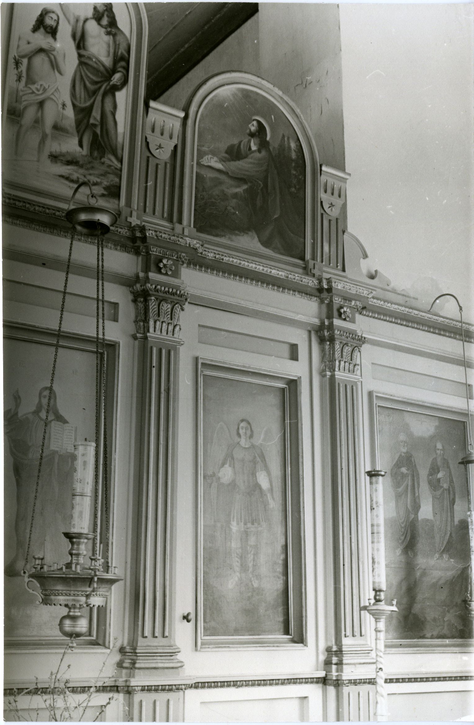 Muhu Hellamaa Peeter-Pauli kiriku ikonostaasi – Rein Kärner - Ajapaik