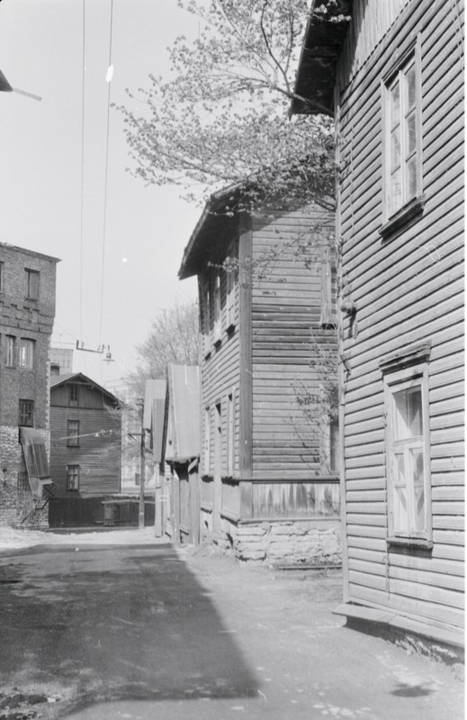 Tallinn. Väike-Pääsukese tänav. – Ivar Vilde - Ajapaik