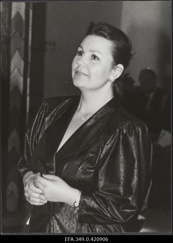 Laulja Marika Eensalu. – Arno Saar - Ajapaik