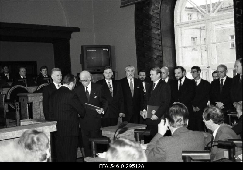 Peaministri kandidaat Andres Tarand Riigikogus. – Harald Leppikson ...