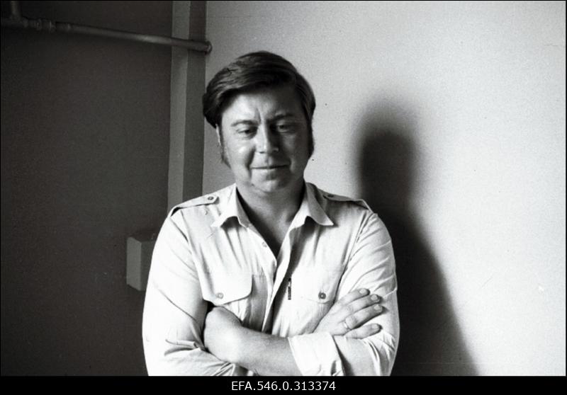 [Üks ajalehele "Rahva Hääl" pildistatud – Harald Leppikson - Ajapaik