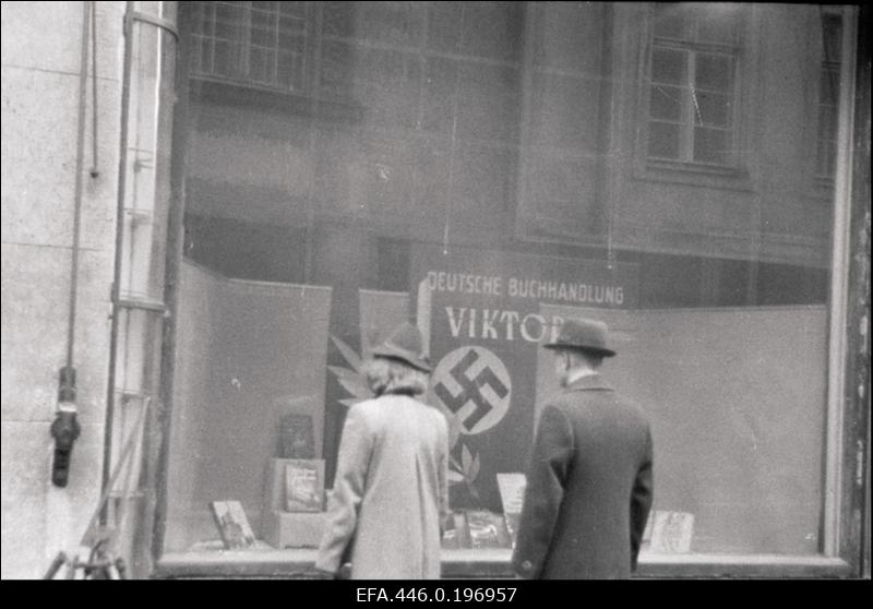 Saksa riigijuhi Adolf Hitleri sünnipäevaks – Oskar Viikholm - Ajapaik