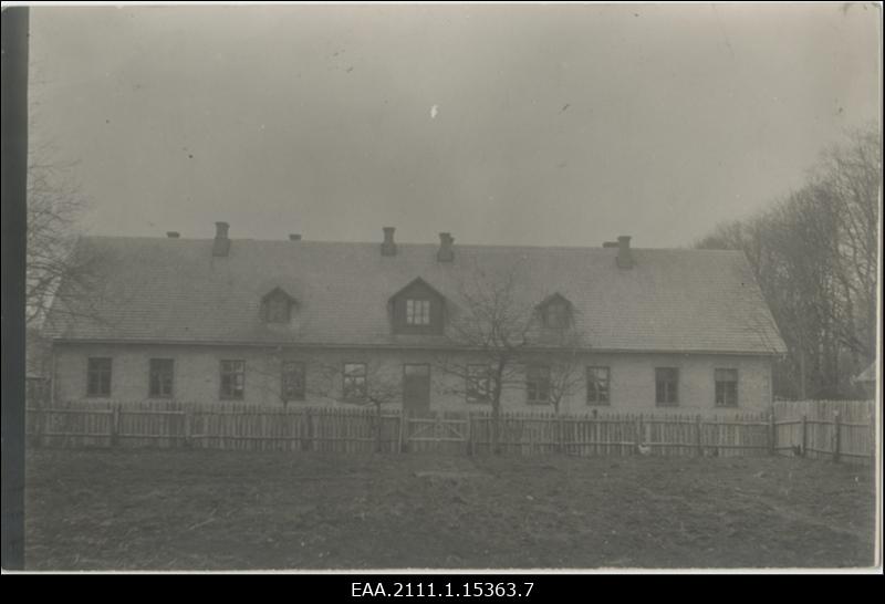 Põltsamaa 2. astme algkool, mis - Ajapaik