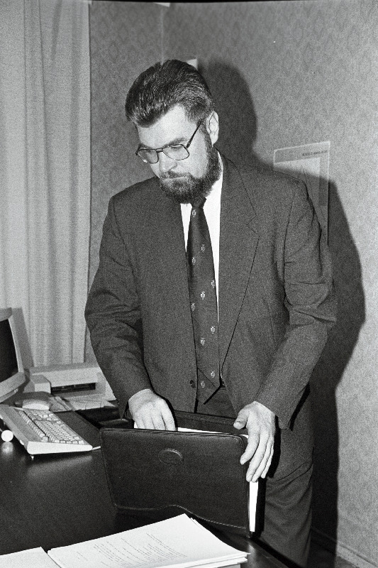 Riigihankeameti peadirektori asetäitja Taivo Kivis – Michelson, L ...