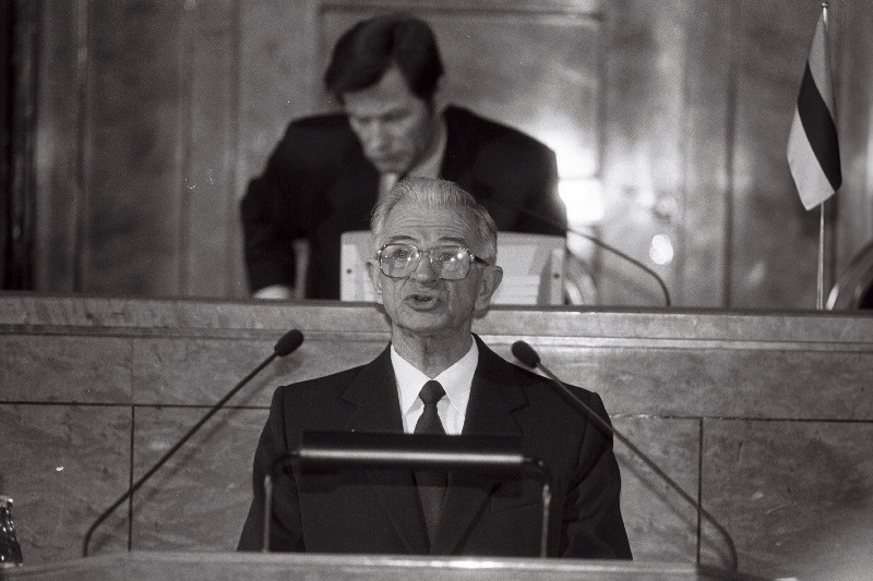 Kaljo Kiisk riigikogus. – Toomas Volmer - Ajapaik