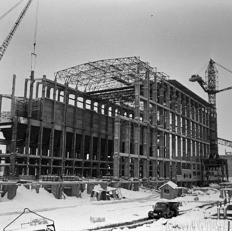 Balti Soojuselektrijaama ehitus. – Gunnar Loss - Ajapaik