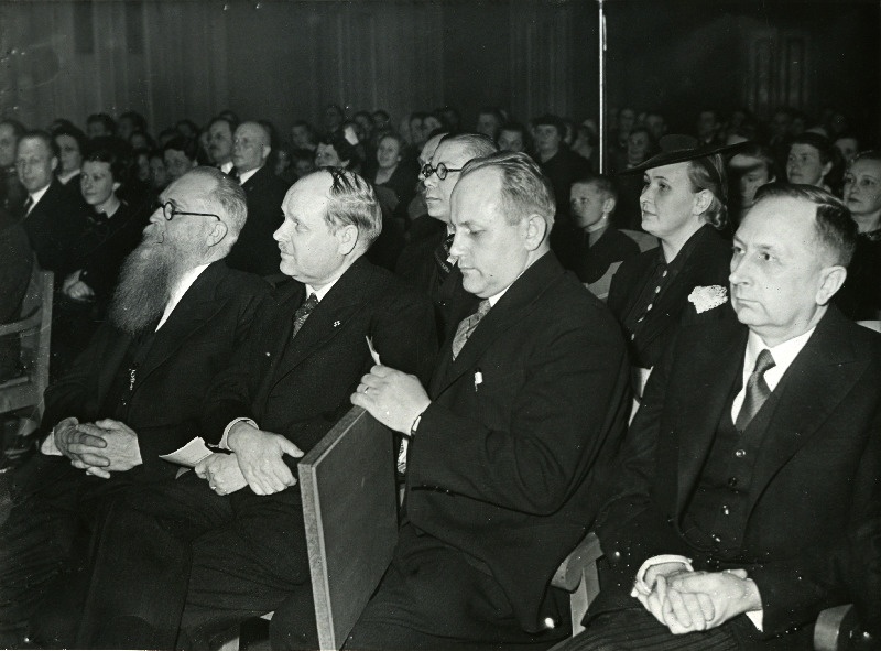 70-aastaseks saanud kirjaniku Ernst Särgava-Peters – Kalm, A. - Ajapaik