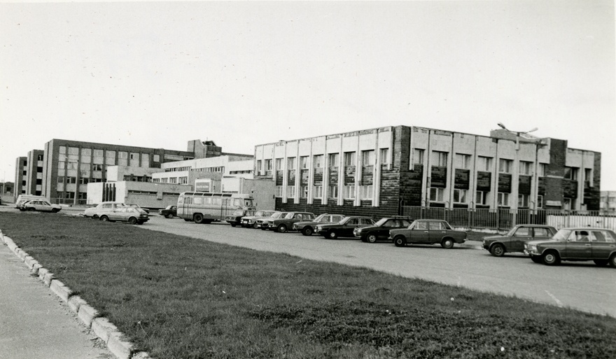 Eesti Riigikaitse Akadeemia hoone Tallinnas, - Ajapaik