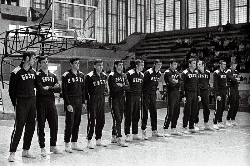 "Kalevi" korvpallurid (vasakult) Priit Tomson, – Toomas Aring - Ajapaik