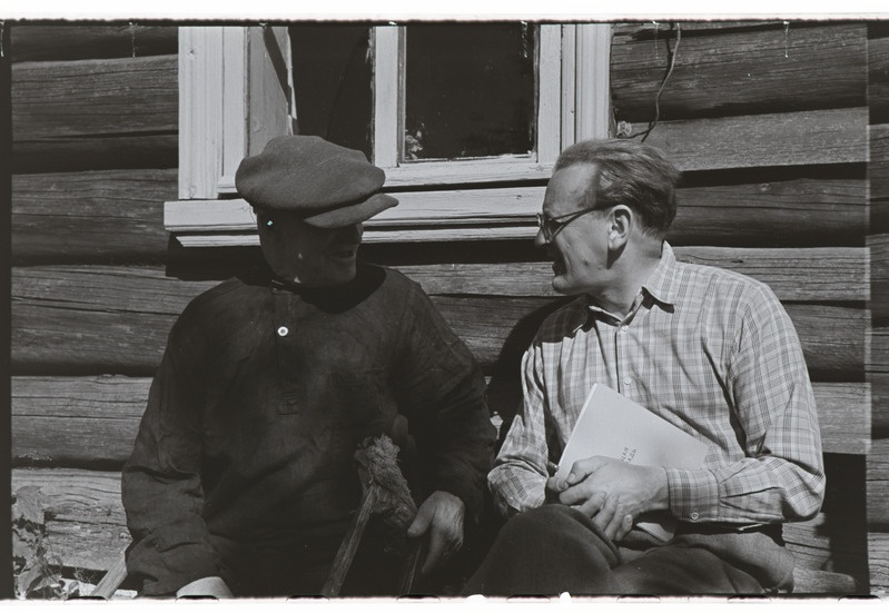 Paul Ariste ekspeditsioon vadjalaste juurde. - Ajapaik