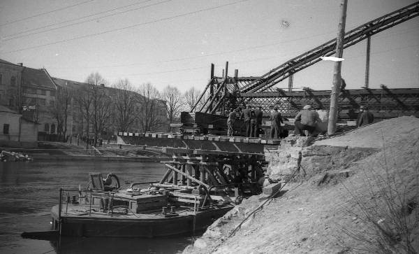 Kaarsild (jalakäijate sild; proj Peeter - Ajapaik