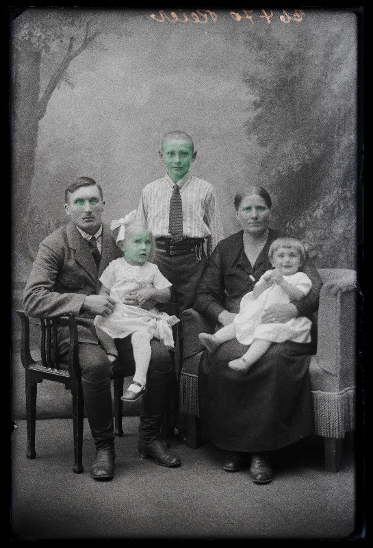 Perekond Reier. – Jaan Riet - Ajapaik