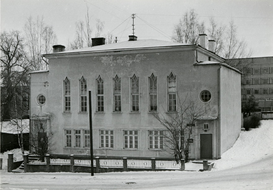 Adventistide palvela Tartus, hoone vaade. - Ajapaik