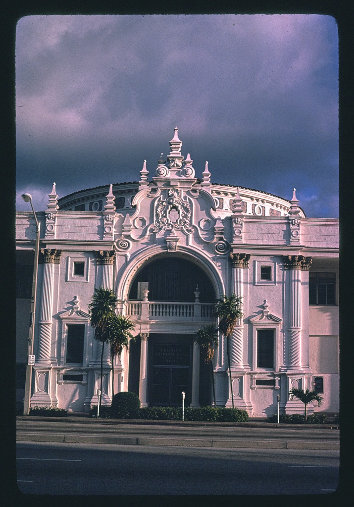 Florida National Bank, vertical view, - Ajapaik