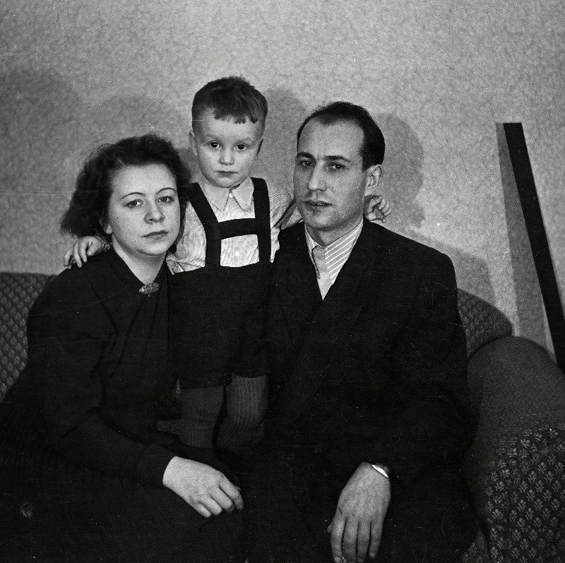 Perekond. – [Soonpere, Lembit] - Ajapaik