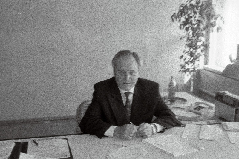 Eesti Posti peadirektor T. Tõeleid – Lembit Soonpere - Ajapaik